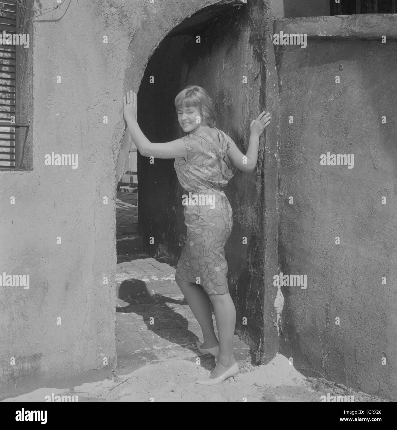 Summer Holiday (1963) , Lauri Peters Stock Photo - Alamy