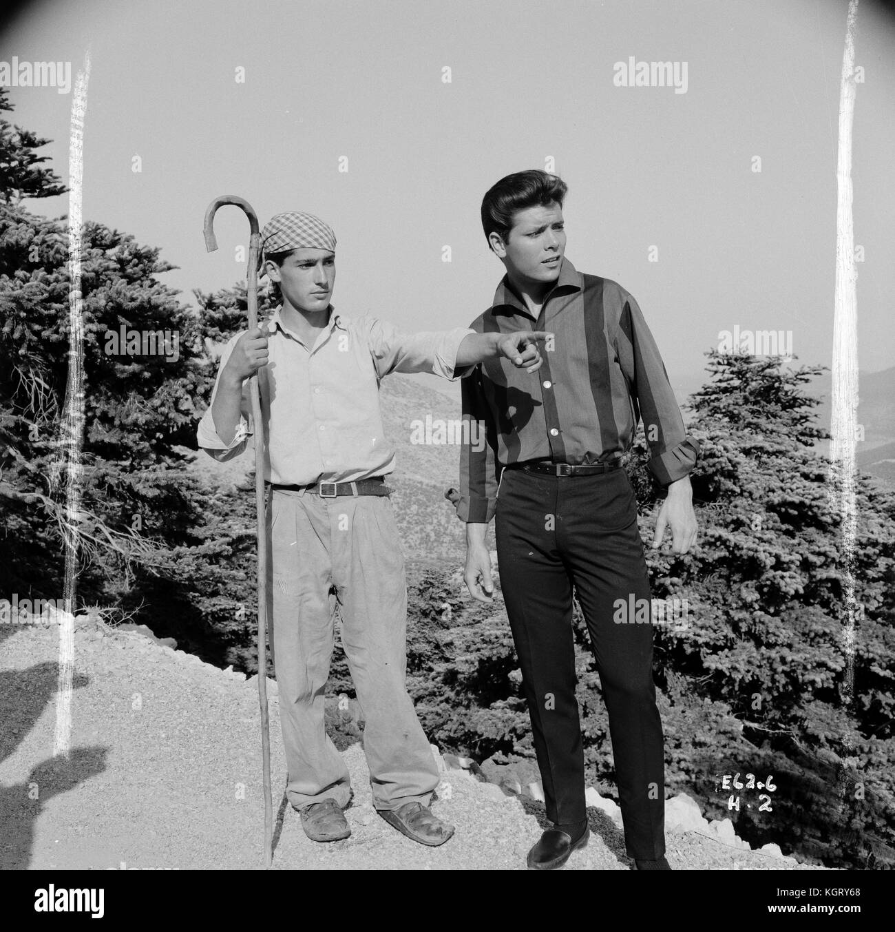 Summer holiday film cliff richard hi-res stock photography and images ...