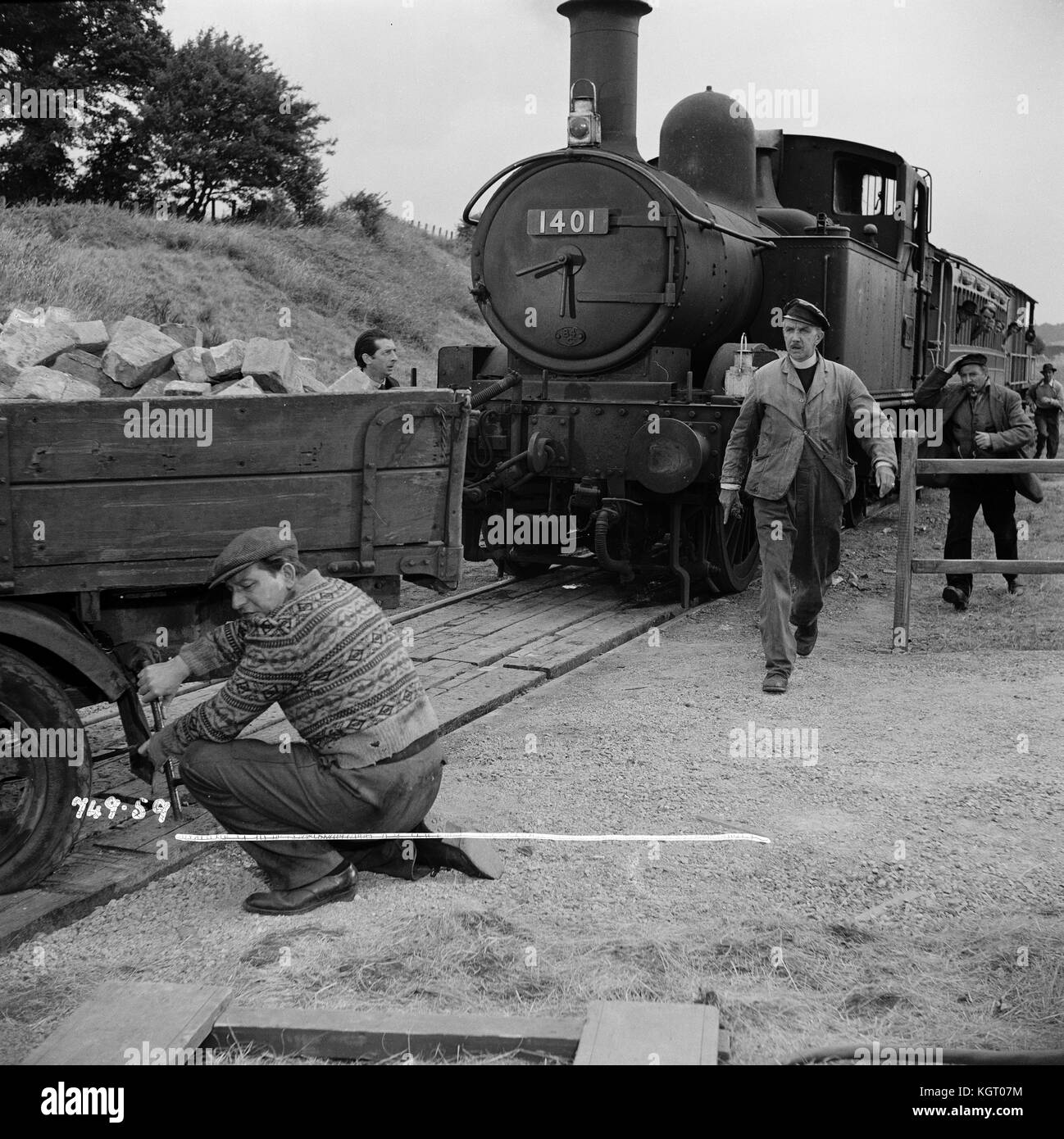 The Titfield Thunderbolt (1953) , Hugh Griffith Stock Photo - Alamy