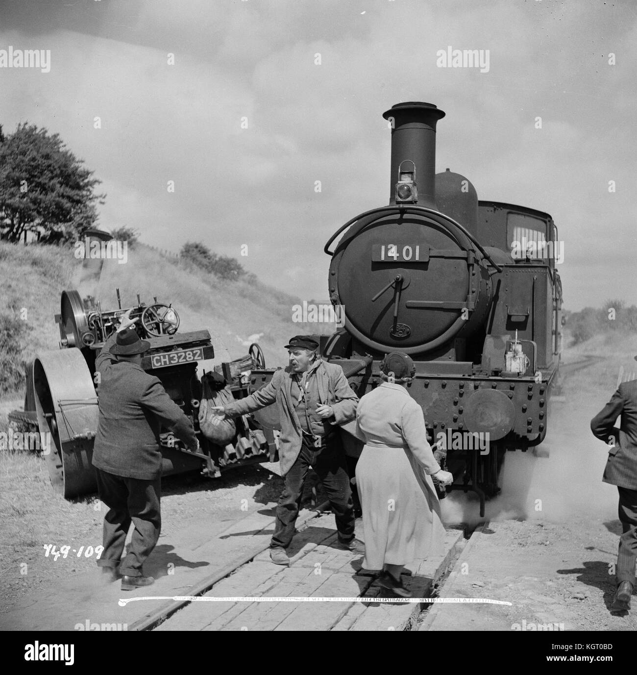 The Titfield Thunderbolt (1953) , Hugh Griffith Stock Photo - Alamy
