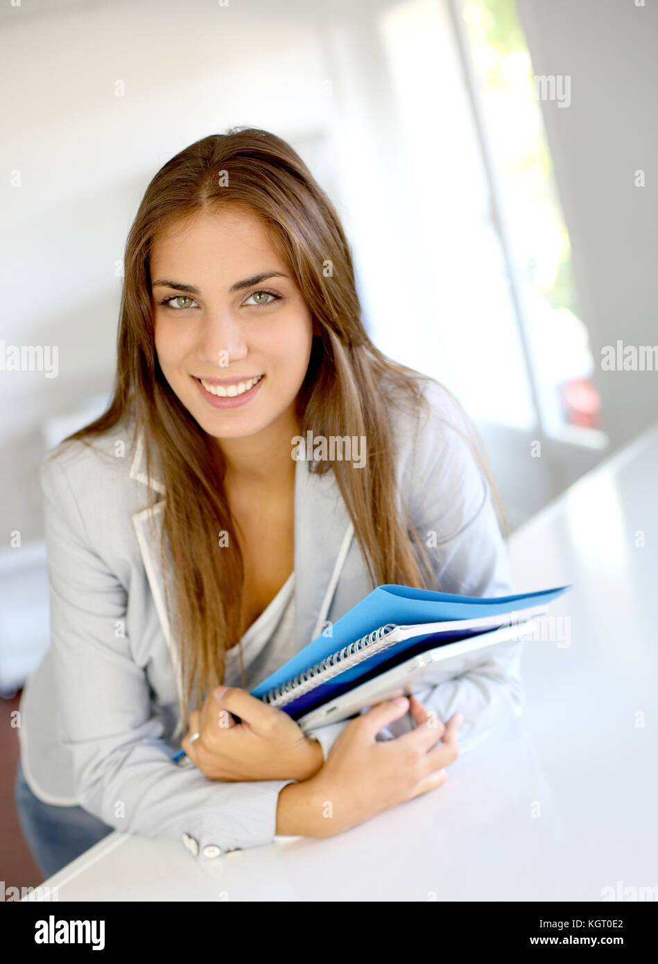 Portrait of beautiful university girl Stock Photo - Alamy