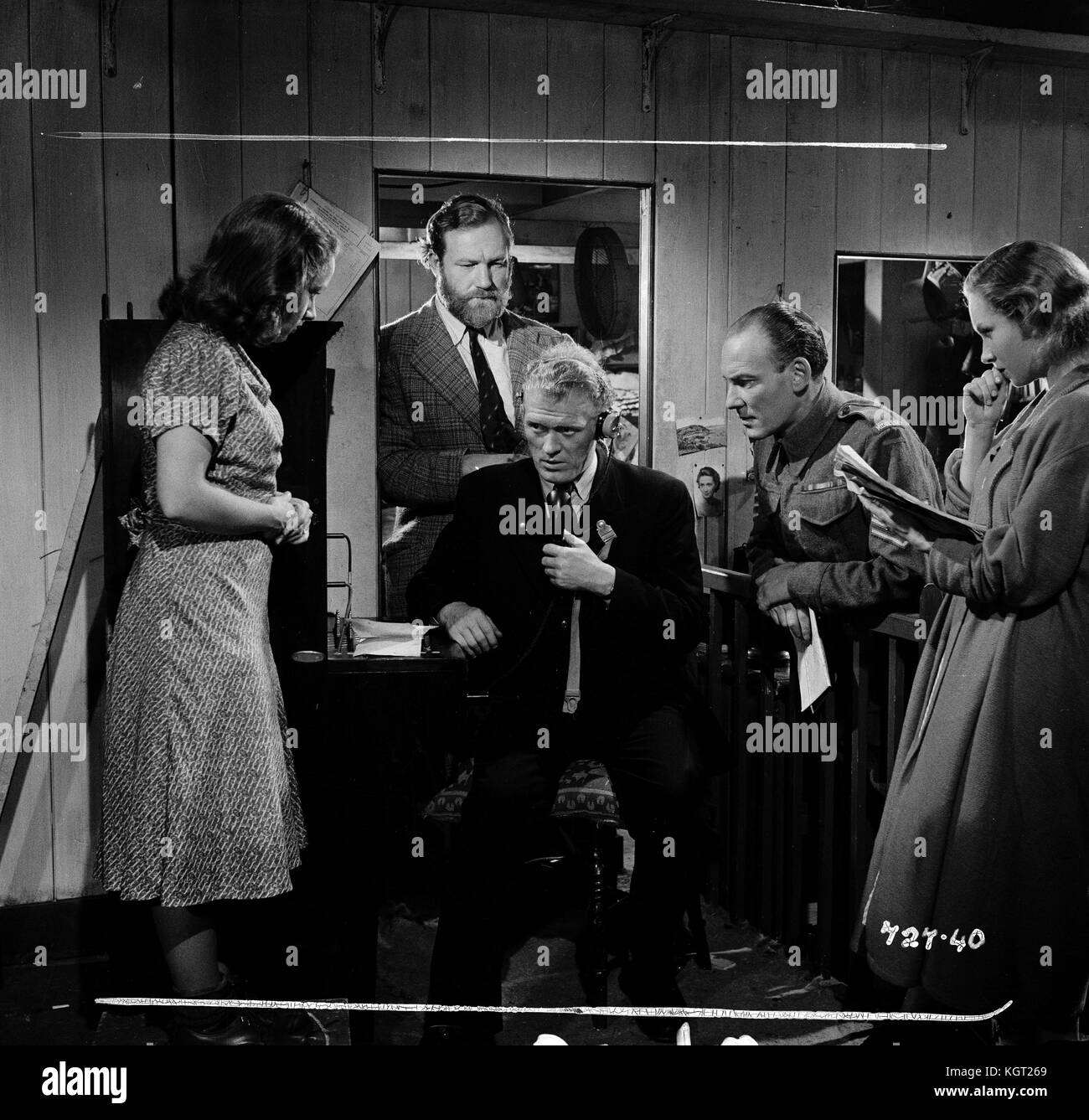 Whisky Galore (1949), Gordon Jackson, James Robertson Justice, Joan ...