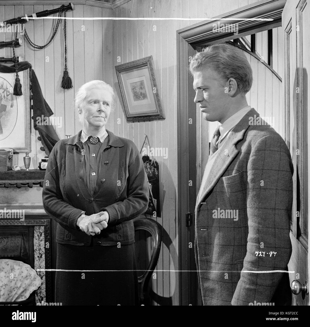 Whisky Galore (1949), Gordon Jackson, Jean Cadell Stock Photo - Alamy