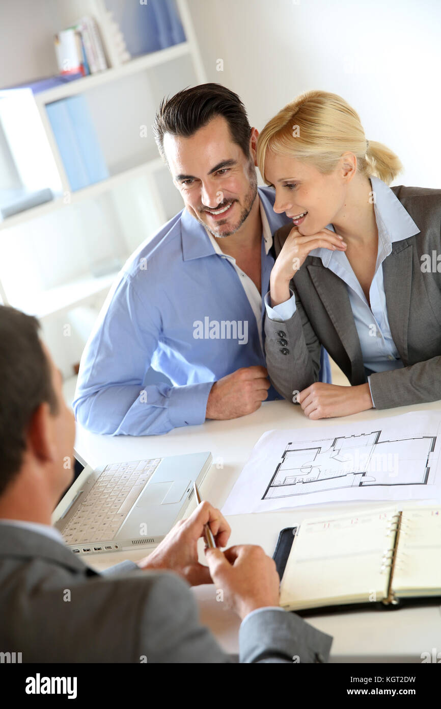 Real estate agent blueprint hi-res stock photography and images - Alamy