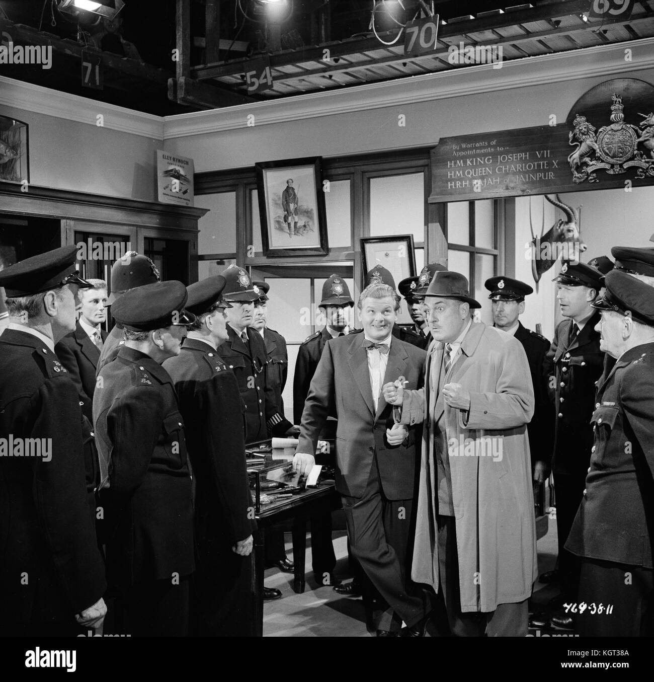 Who Done It (1956) , Garry Marsh, Benny Hill Stock Photo - Alamy