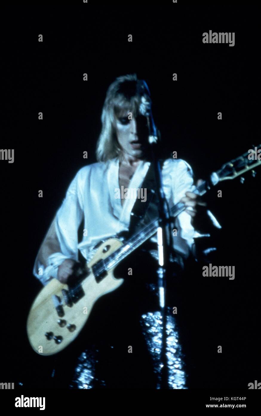 Ziggy Stardust and the Spiders from Mars (1973)David Bowie Date: 1973 Stock Photo - Alamy