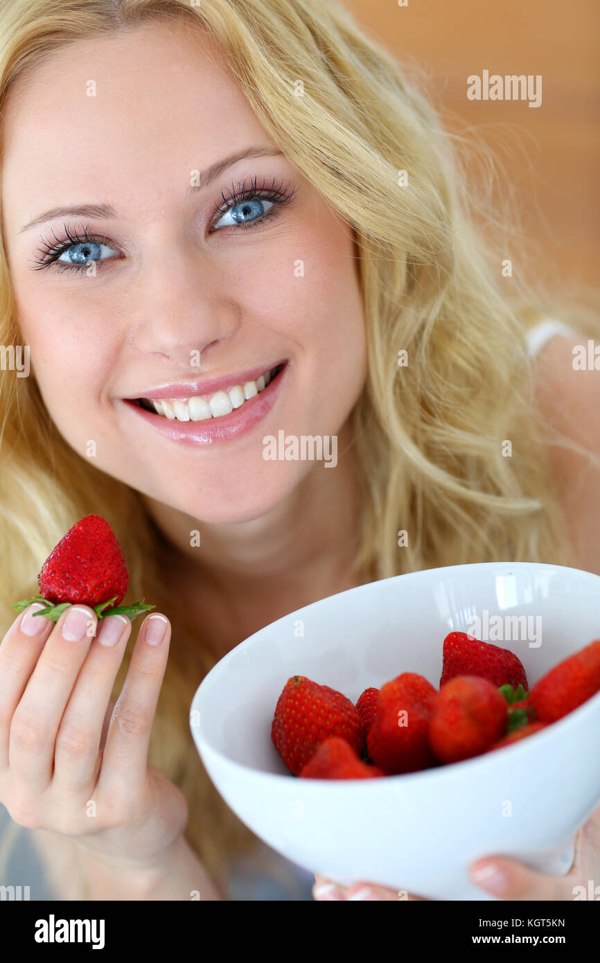 Blong girl hi-res stock photography and images - Alamy