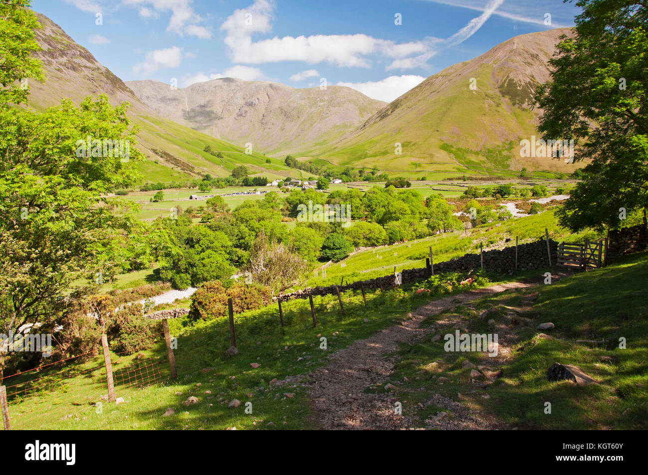 Wasdale Head in the Wasdale Valley, with Pillar and Kirk Fell in the ...