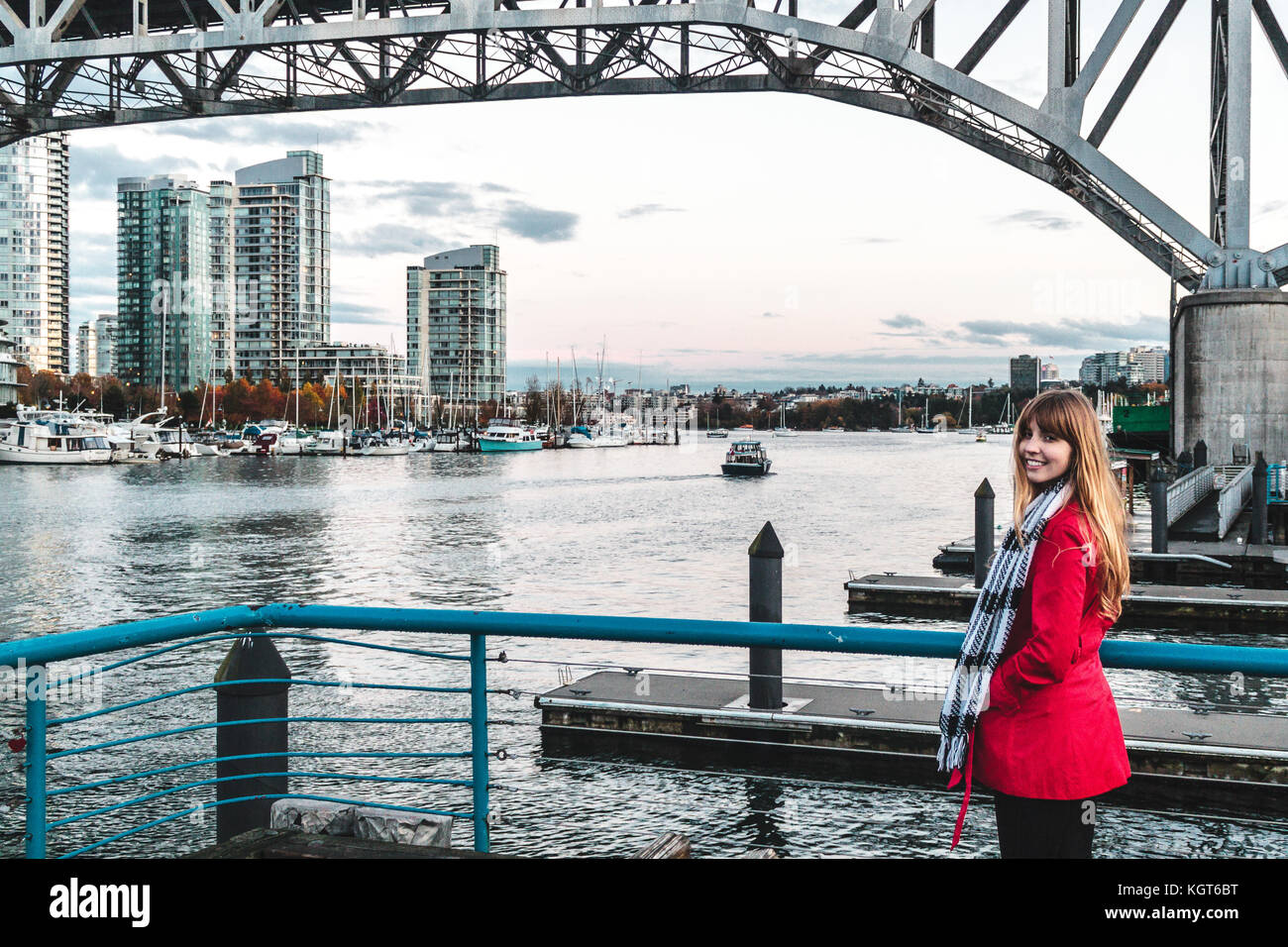 Girl in creek hi-res stock photography and images - Alamy