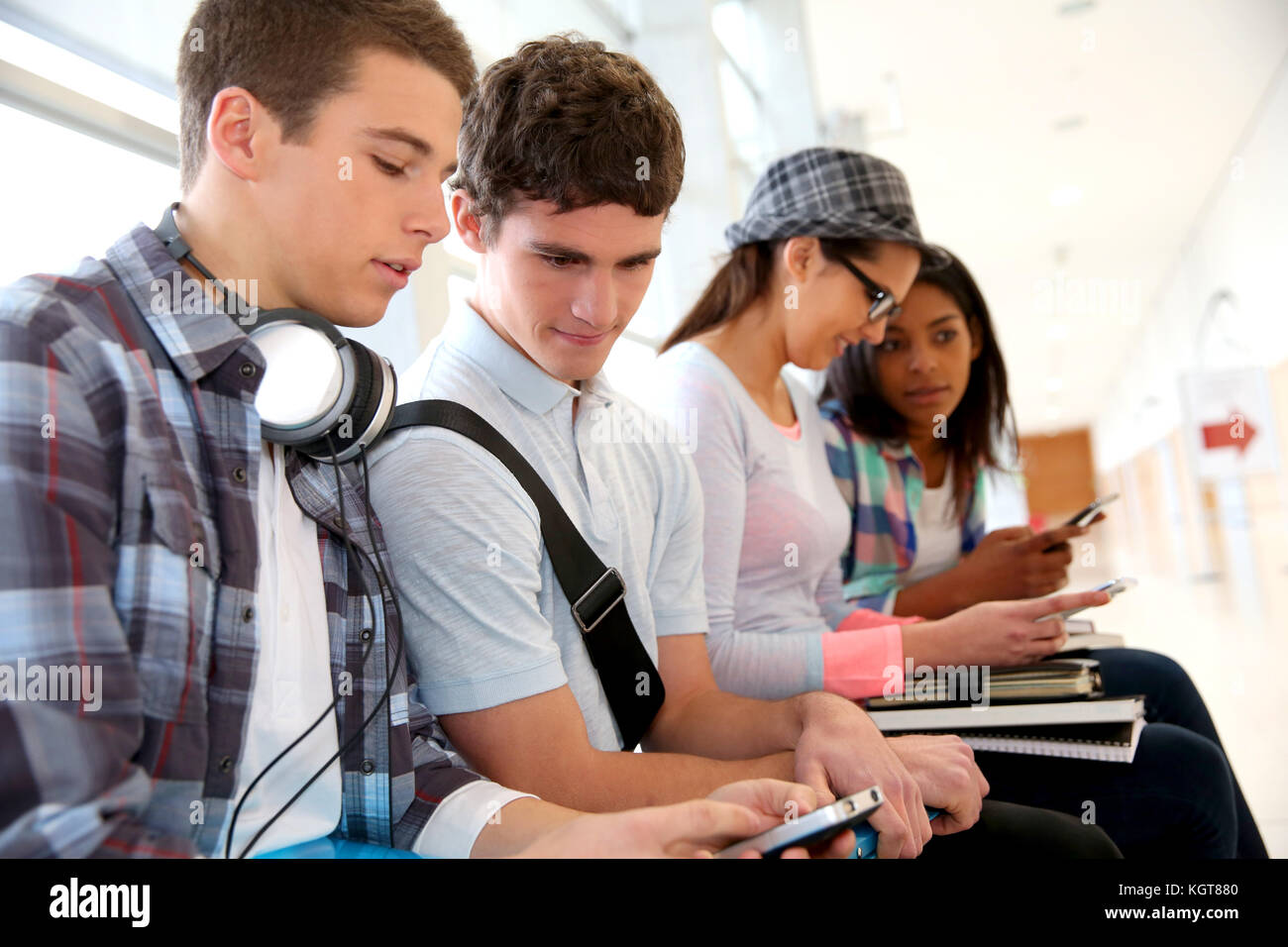 Youth and technology at school Stock Photo - Alamy