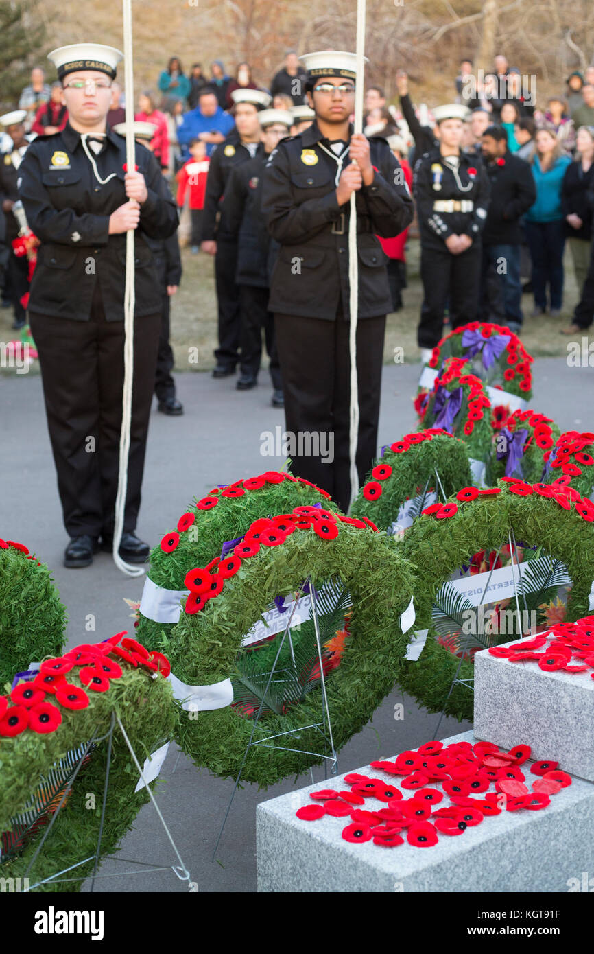 Memorial service fallen soldiers hi-res stock photography and images ...