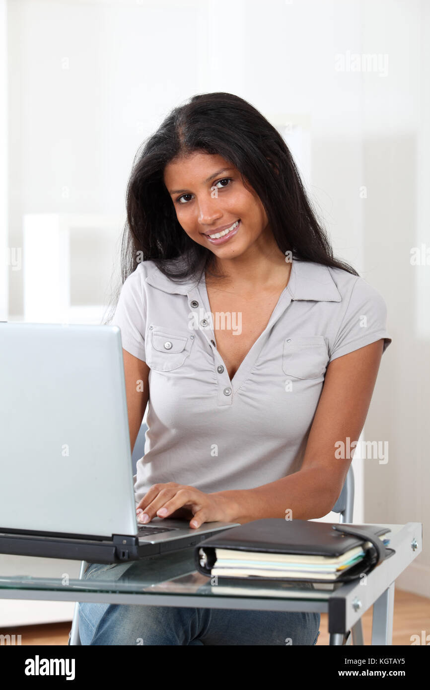 Portrait of beautiful secretary in office Stock Photo - Alamy