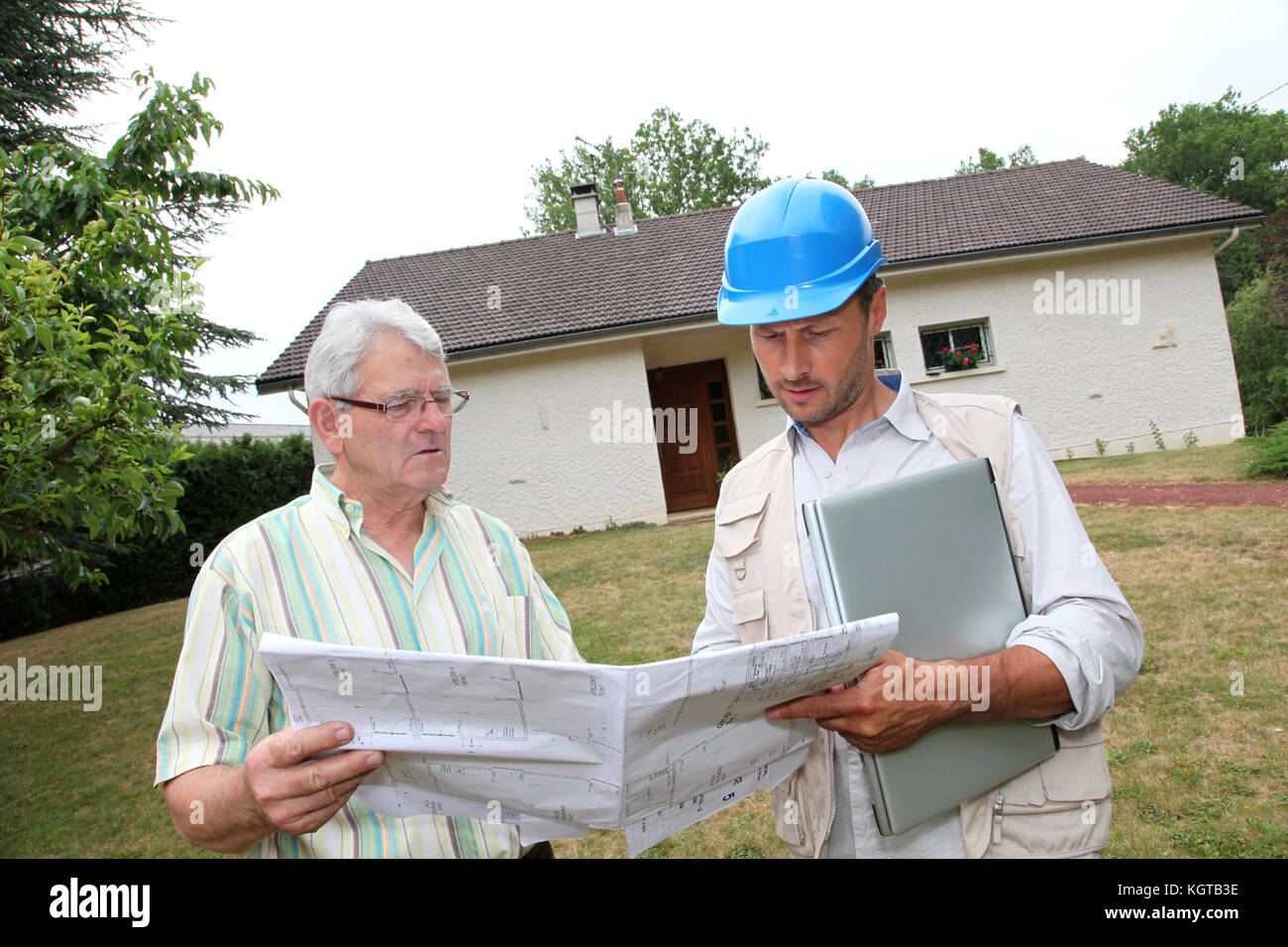 Private individual hi-res stock photography and images - Alamy