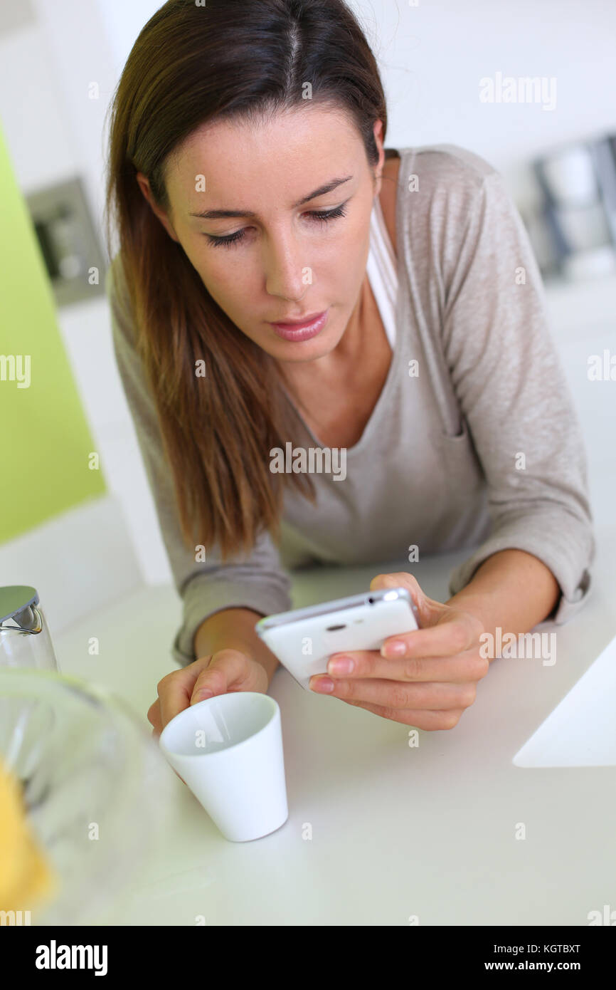 Pretty addicted hi-res stock photography and images - Alamy