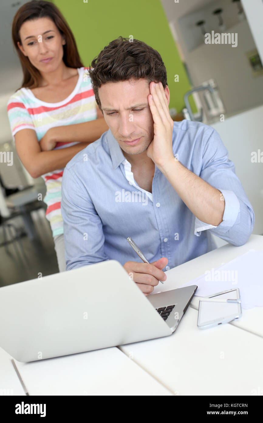 Perplexed expression hi-res stock photography and images - Alamy