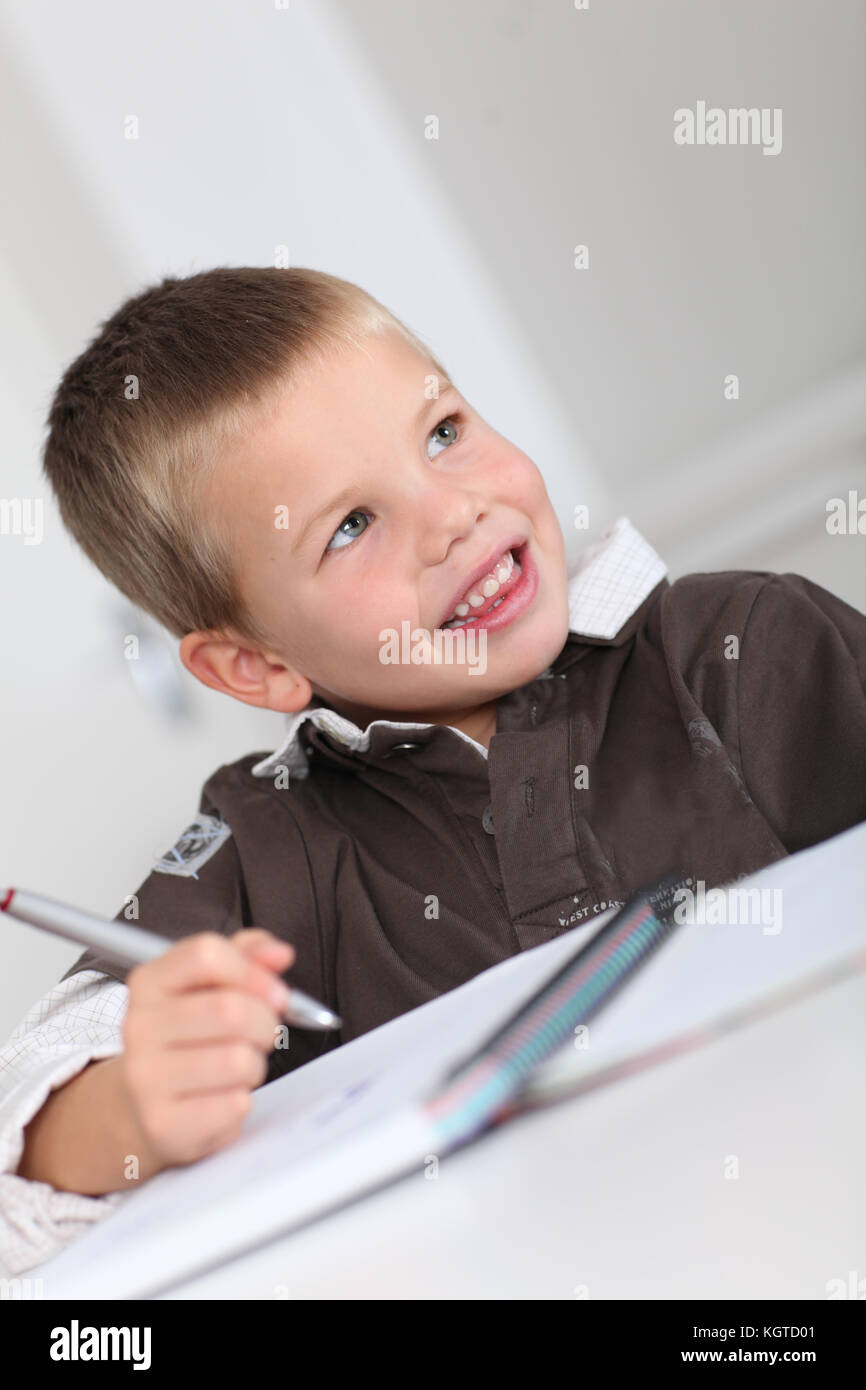 Grade 5 classroom hi-res stock photography and images - Alamy
