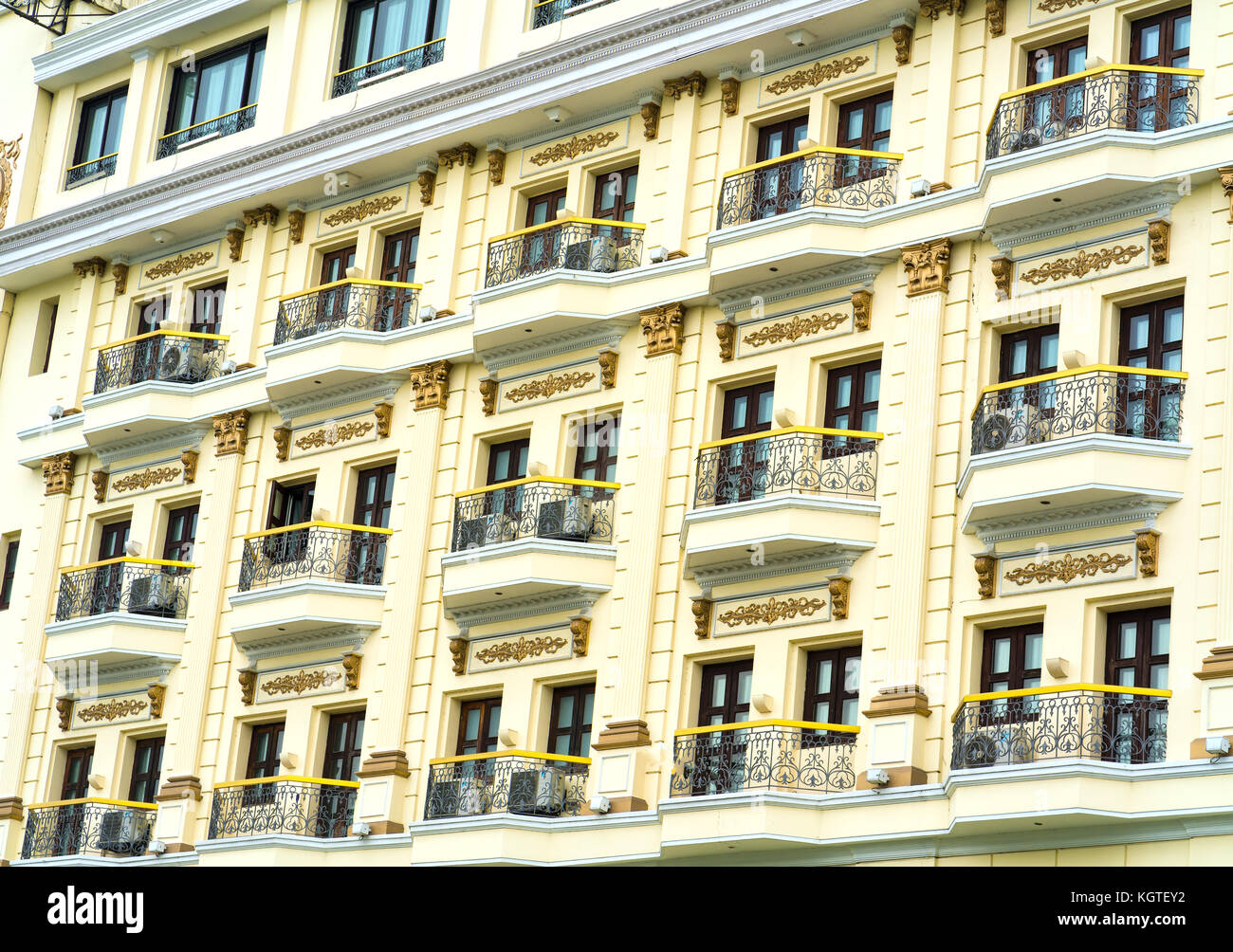 Old colonial french architecture mansion hi-res stock photography and ...