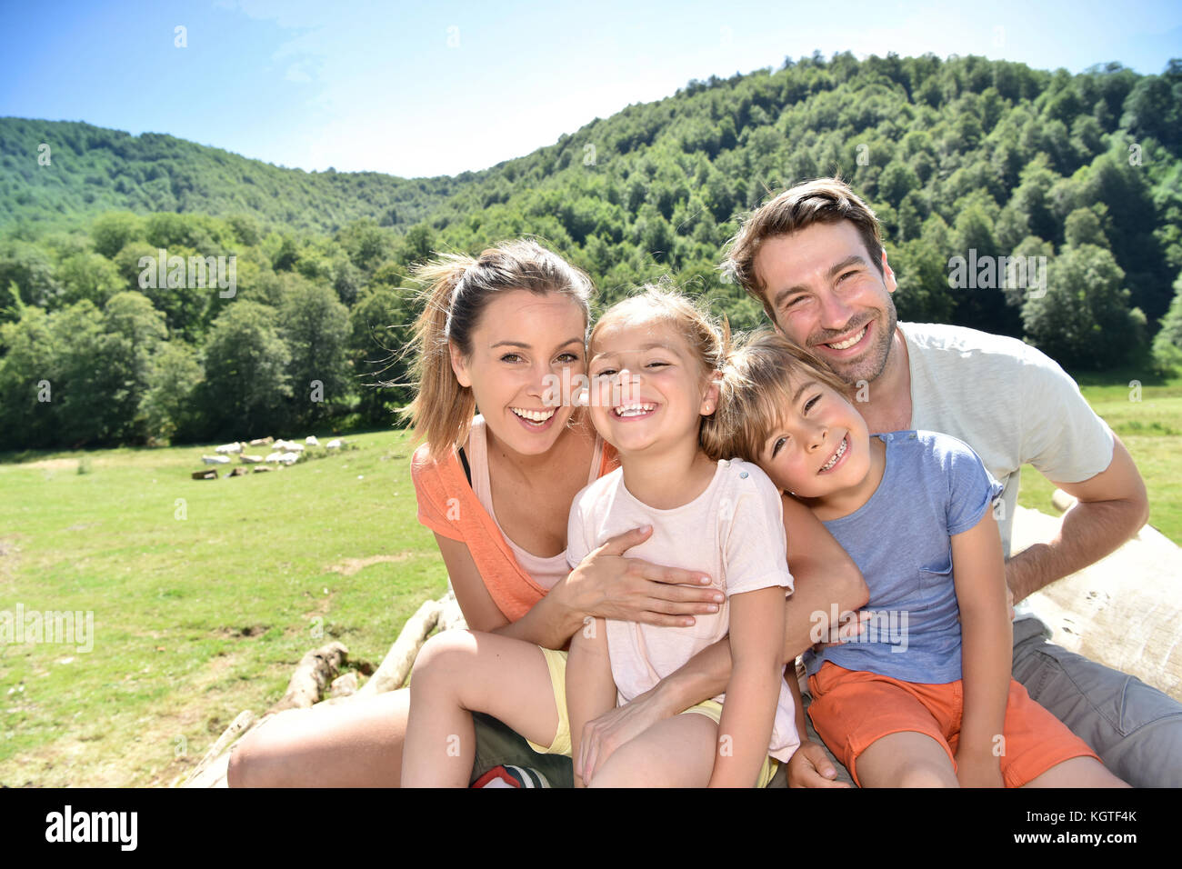 Cheerful children and parents hi-res stock photography and images - Alamy