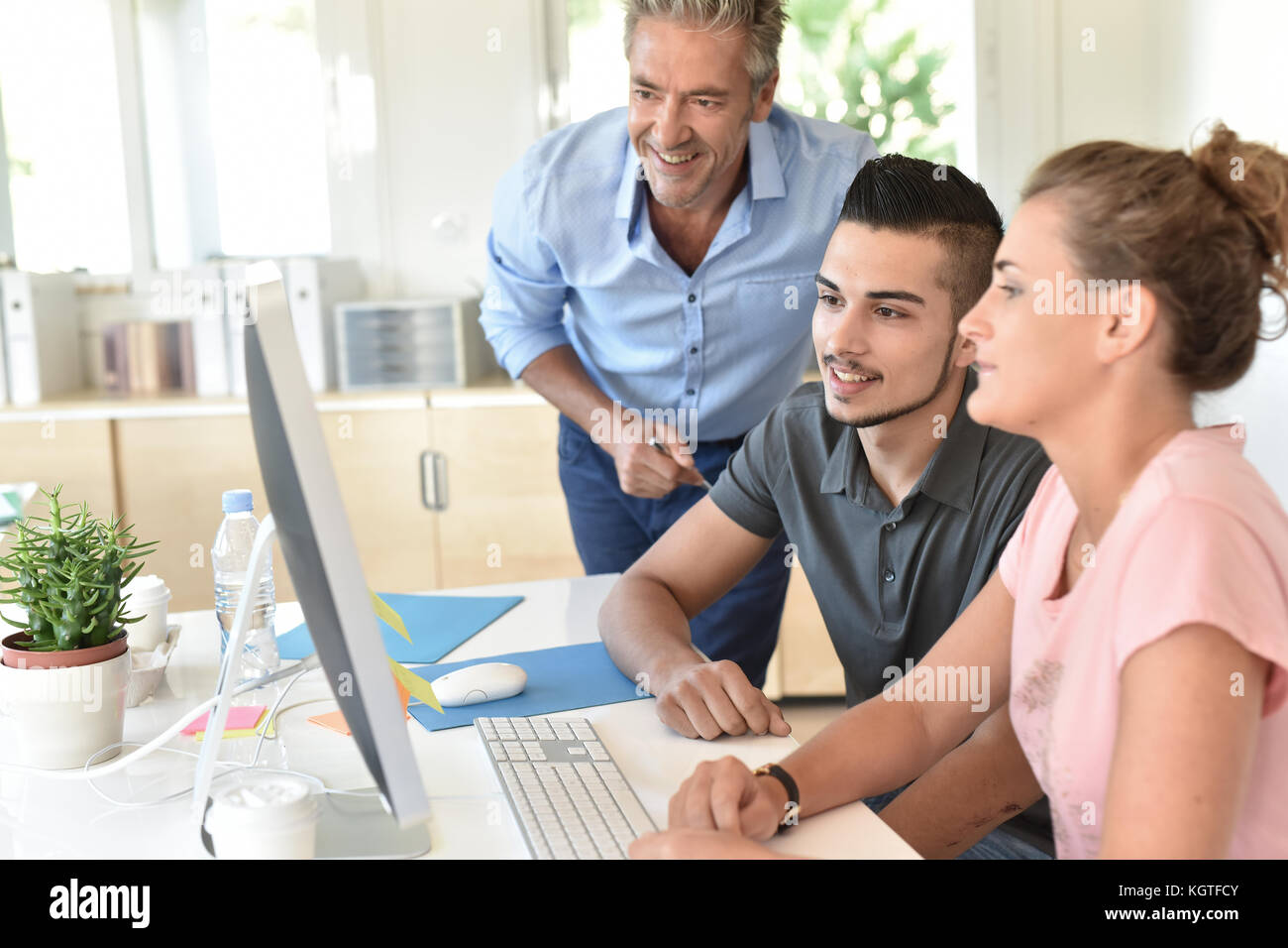 Classroom trainer hi-res stock photography and images - Alamy
