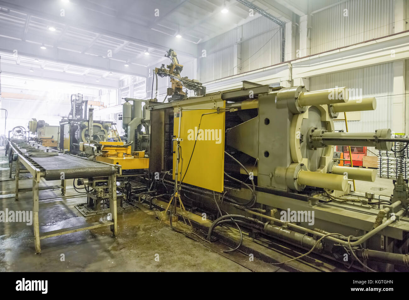 machinery for melting and production of heating radiators. manufacture ...