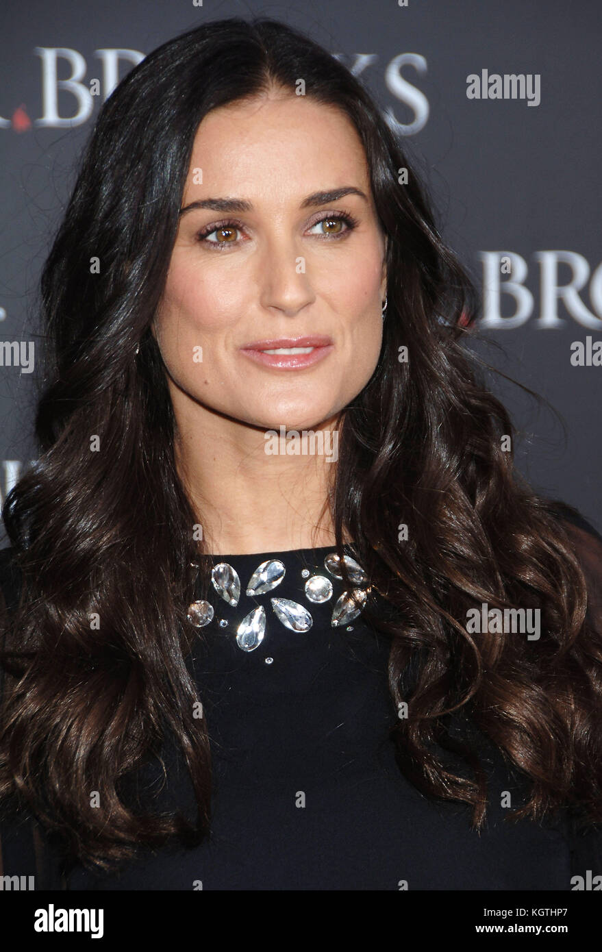 Demi Moore arriving at Mr BROOKS Premiere at the Chinese Theatre In Los ...