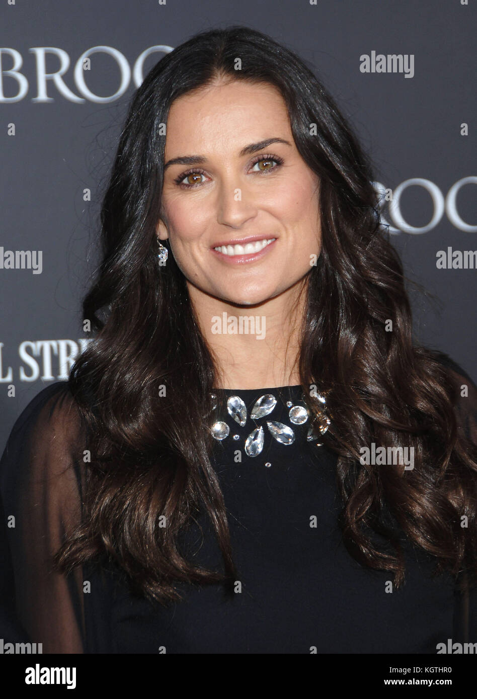 Demi Moore arriving at Mr BROOKS Premiere at the Chinese Theatre In Los ...