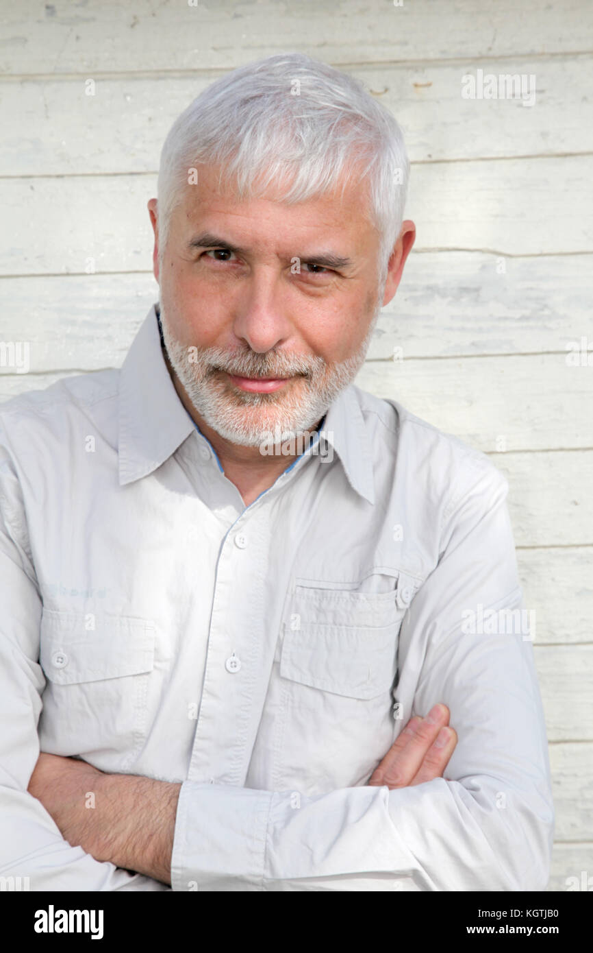 Portrait of senior man Stock Photo - Alamy