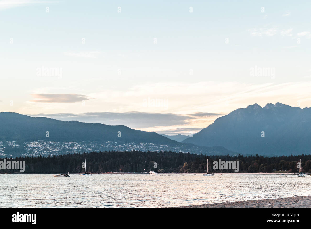 Vancouver Mountains view from Kitsilano, BC, Canada Stock Photo - Alamy