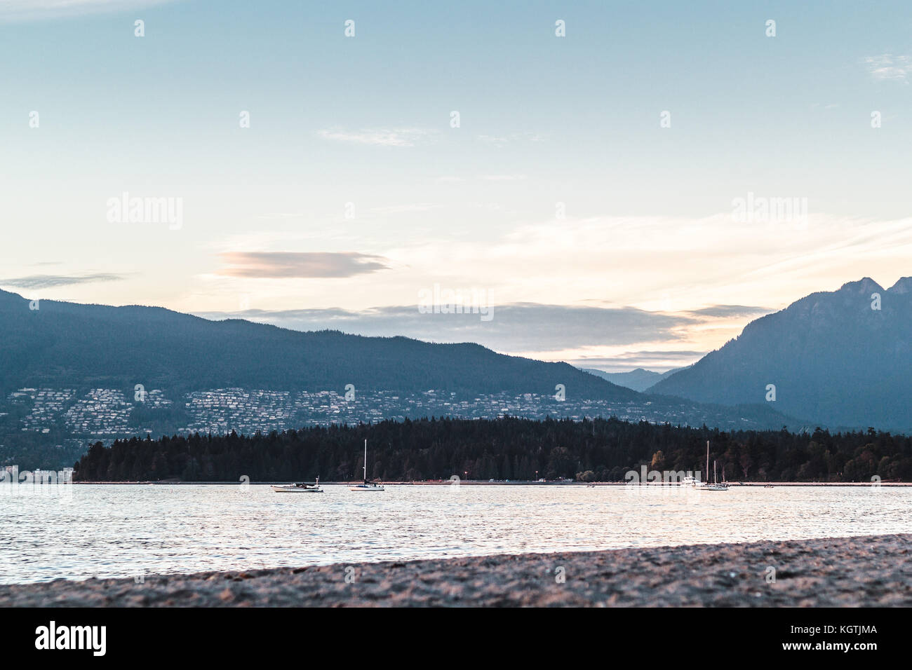 Vancouver canada cable car hi-res stock photography and images - Alamy