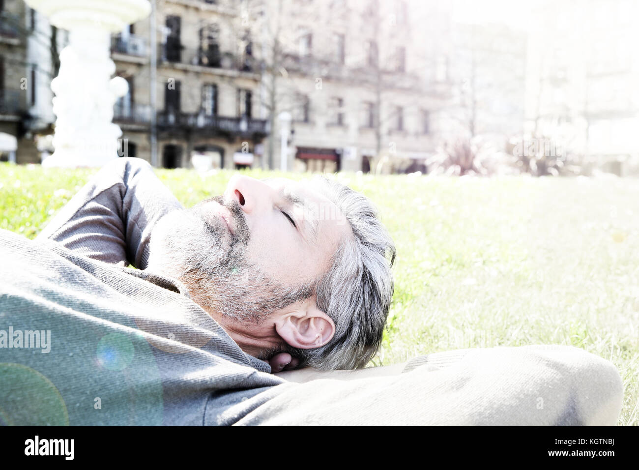 Man laying down profile hi-res stock photography and images - Alamy