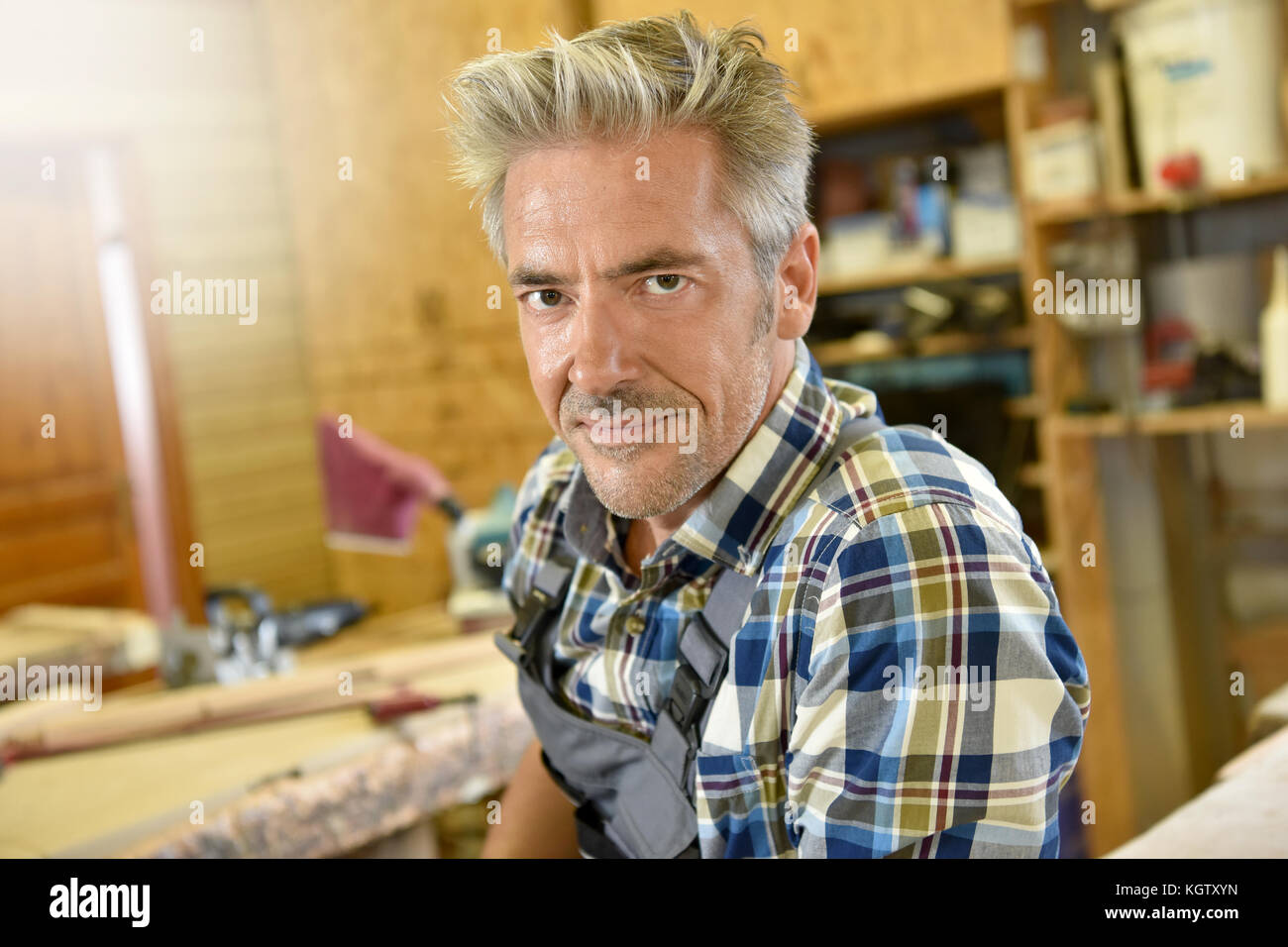 Working with woodwork hi-res stock photography and images - Alamy