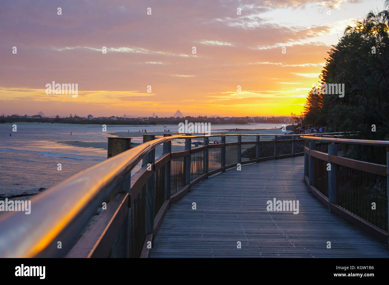 Sunset walk along the boardwalk at the beach - End of day light show ...