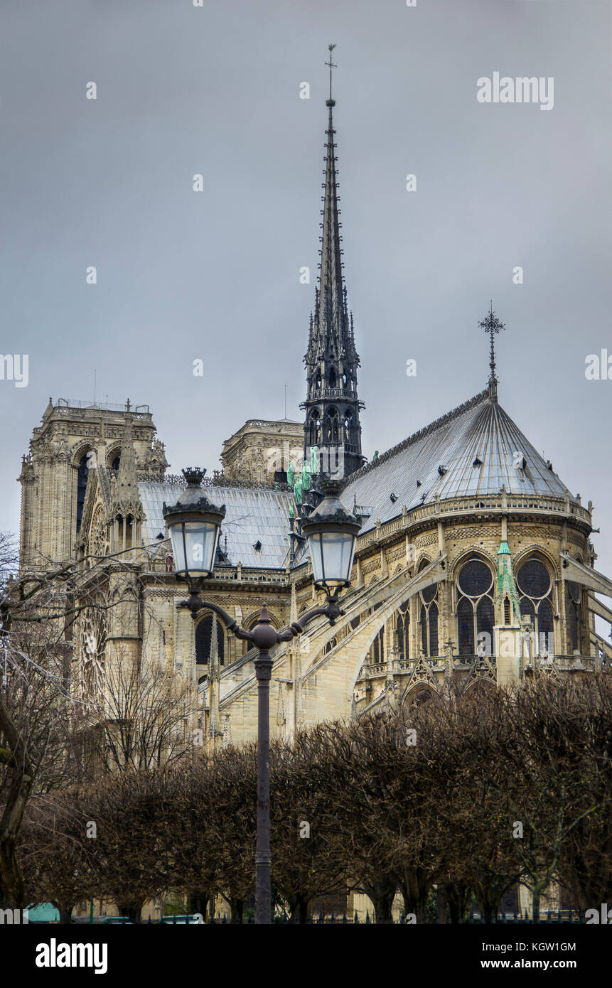 Side view of Notre Dame in Paris, France Stock Photo - Alamy