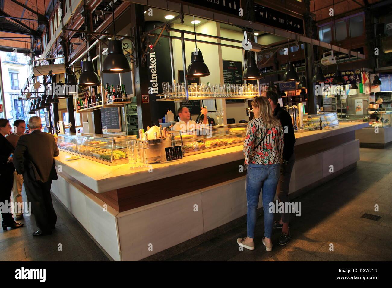 Shopping centre interior spain hi-res stock photography and images - Alamy