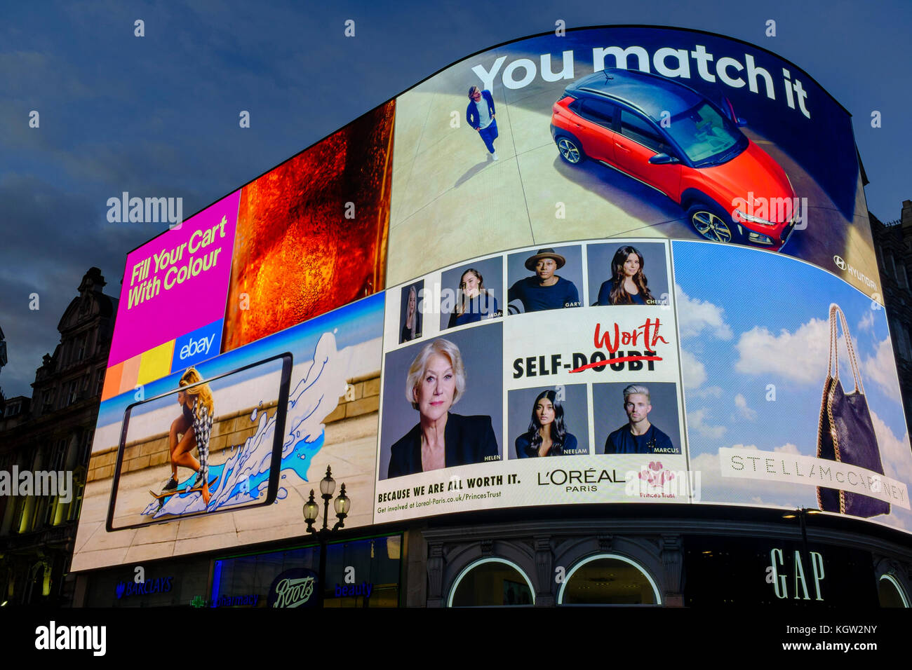 Electronic advertising screen hi-res stock photography and images - Alamy