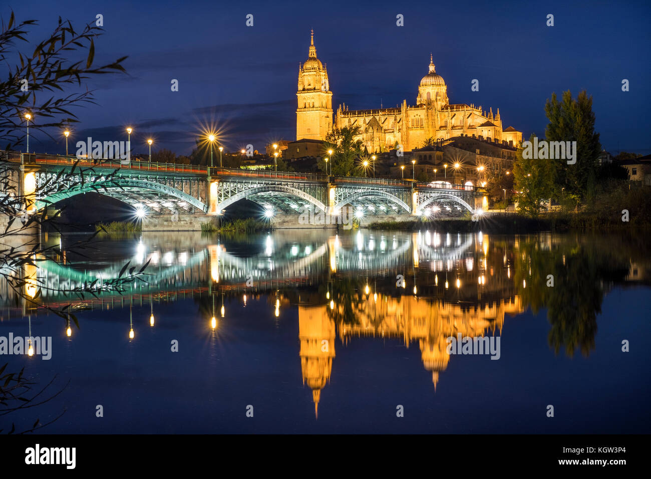 Cathedral of Salamanca and bridge over Tormes river, Spain Stock Photo ...