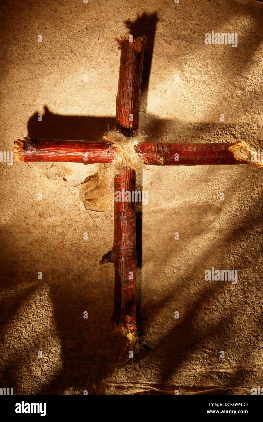 cross in the sand Stock Photo - Alamy