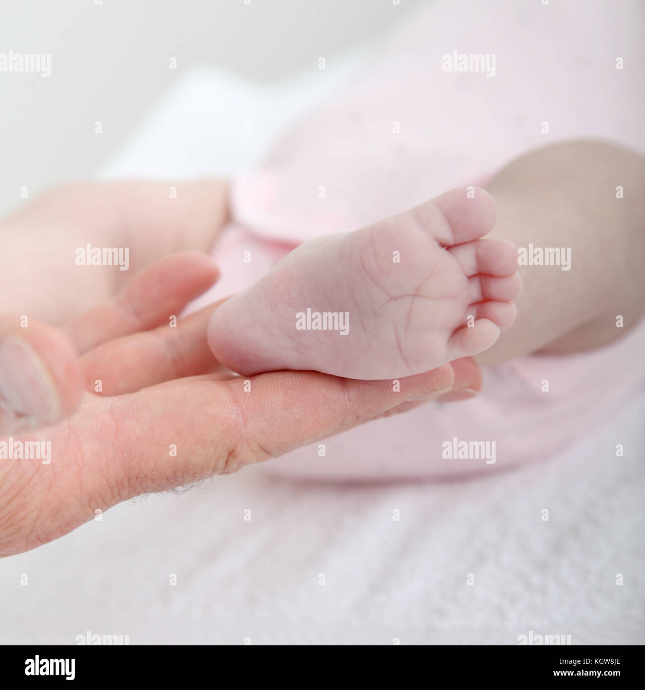 Human feet detail hi-res stock photography and images - Alamy
