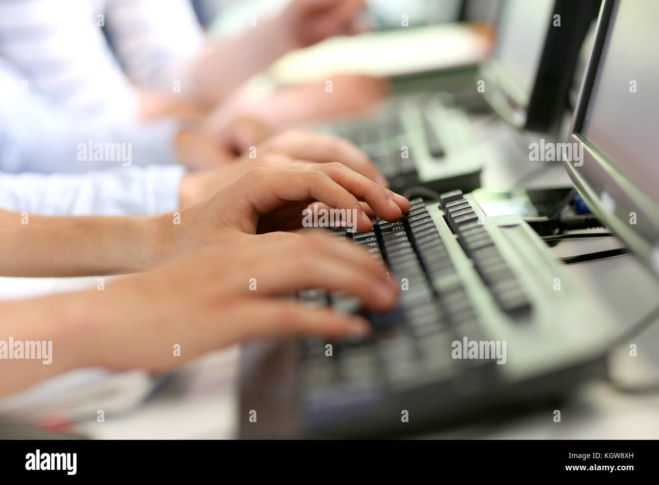 Group teens classroom hi-res stock photography and images - Alamy