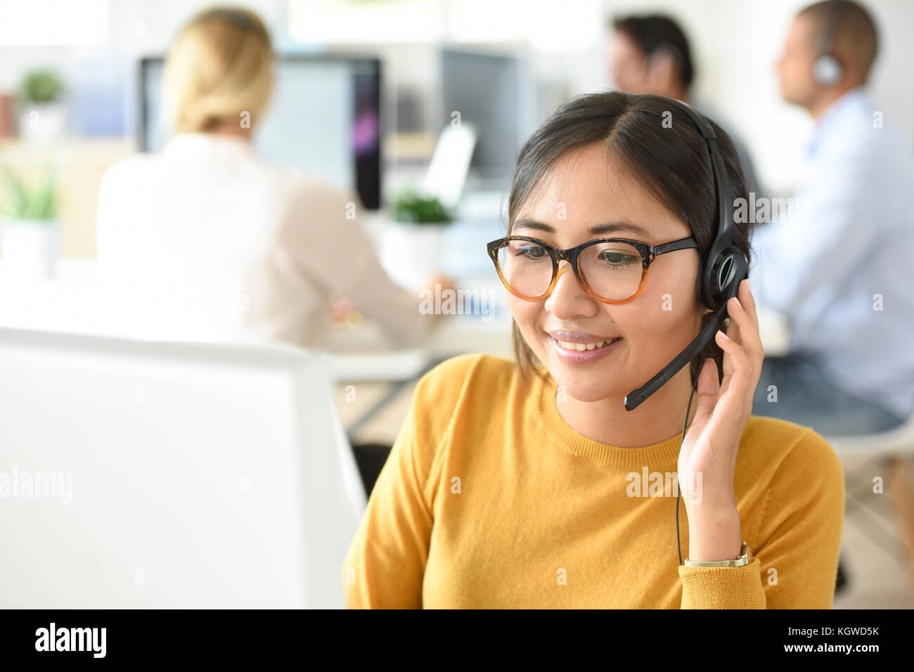 Technical assistant hi-res stock photography and images - Alamy