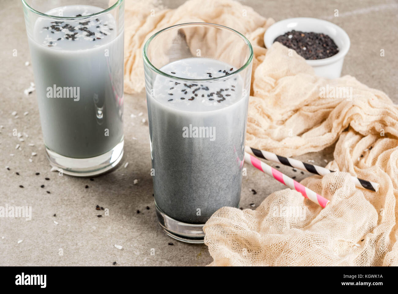 Trendy vegan food recipes, Black Sesame Iced Latte or smoothie with ...