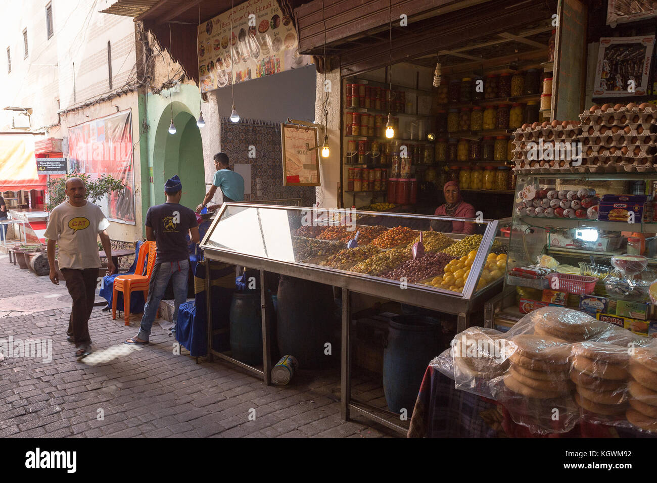Street Market in The Medina (Old City), Fez, Morocco Stock Photo - Alamy
