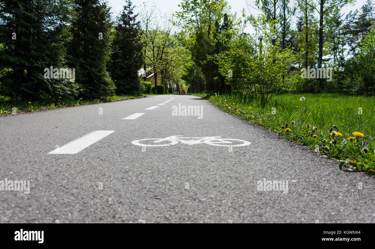 Track marks of vehicles hi-res stock photography and images - Alamy
