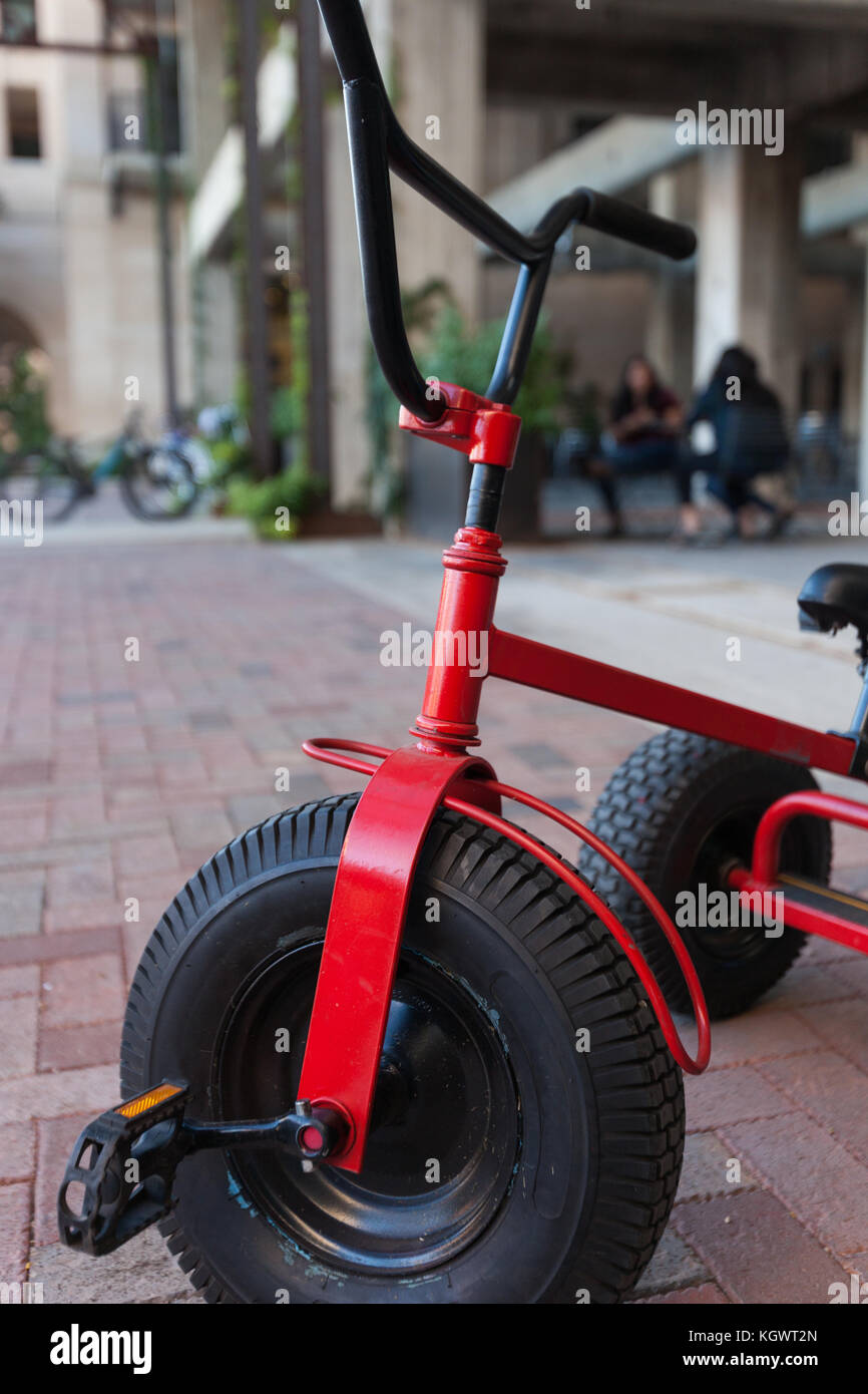 Close up of red Tricycle Stock Photo - Alamy