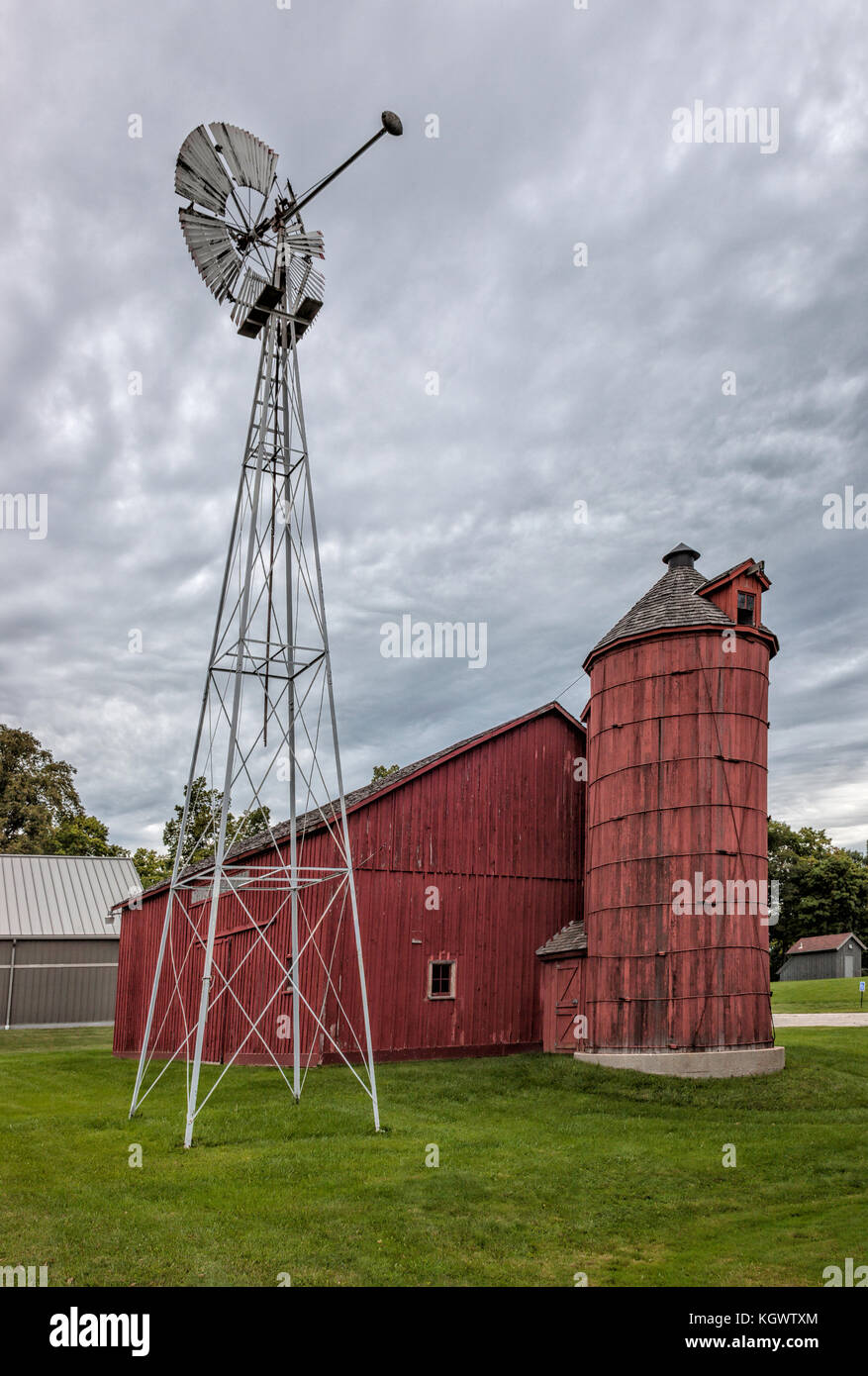 Wisconsin Red Barn Stock Photo - Alamy