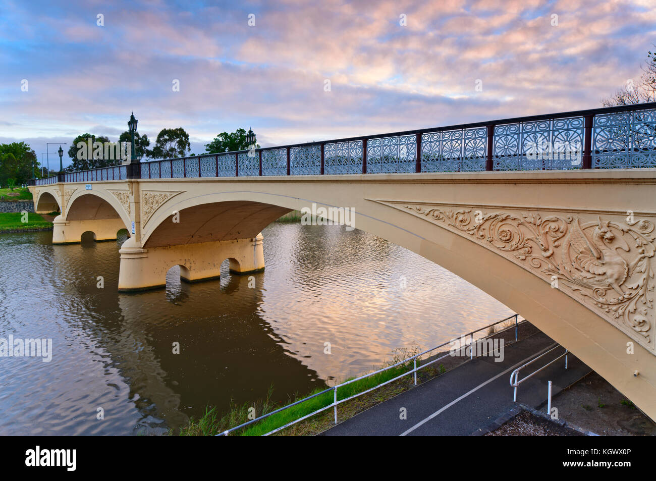 Morell Bridge at Dawn, Melbourne, VIC, Australia Stock Photo - Alamy