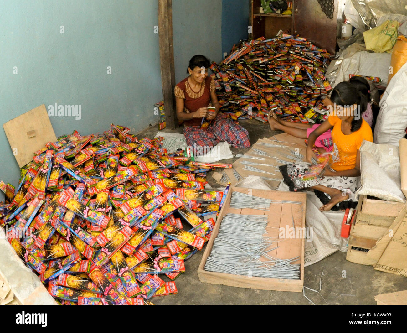 RI LANKA-CULTURE-NEW YEAR A Sri Lankan worker makes firecrackers in the ...