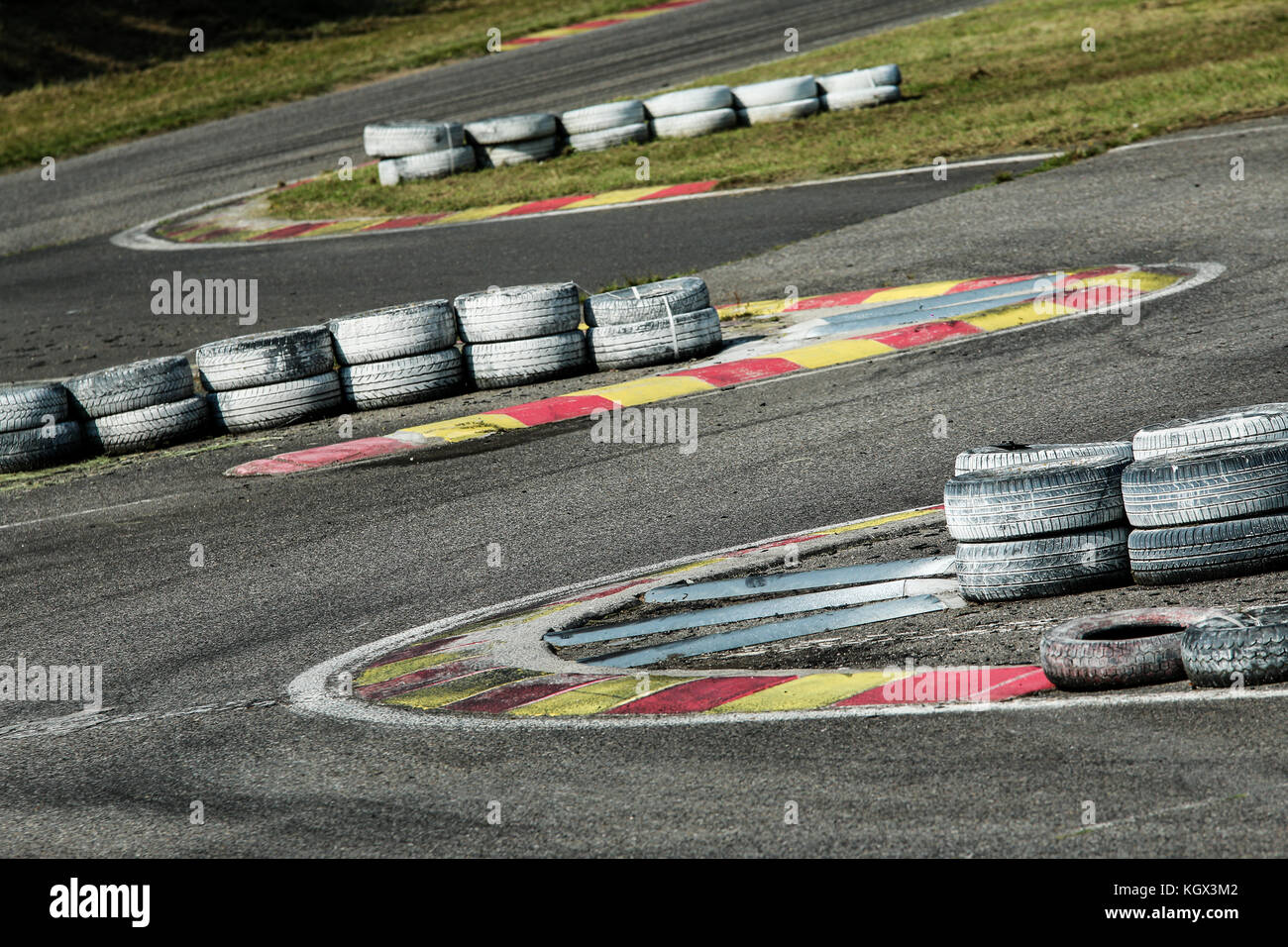 Chicane curve hi-res stock photography and images - Alamy