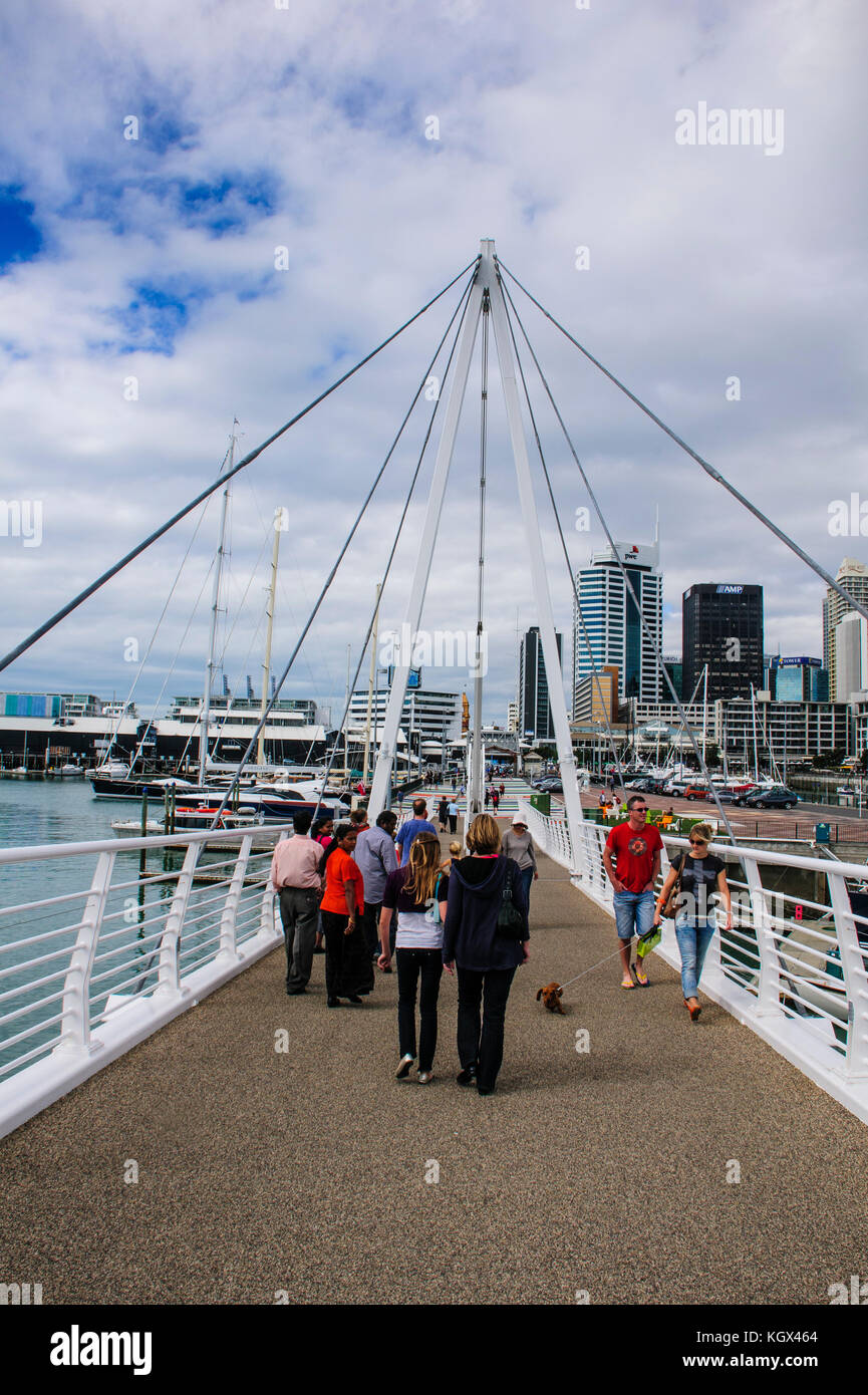 Wynyard crossing, downtown Auckland, New Zealand Stock Photo - Alamy