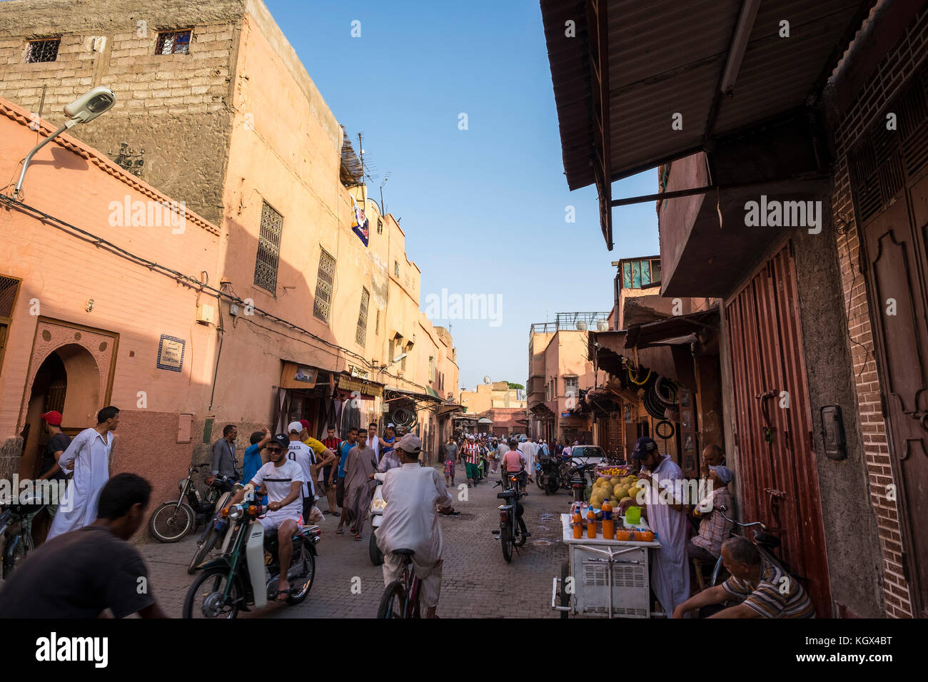 Marrakech souk traditions hi-res stock photography and images - Alamy